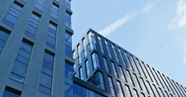 Guide to sustainable architecture: examples, benefits and key trends ...