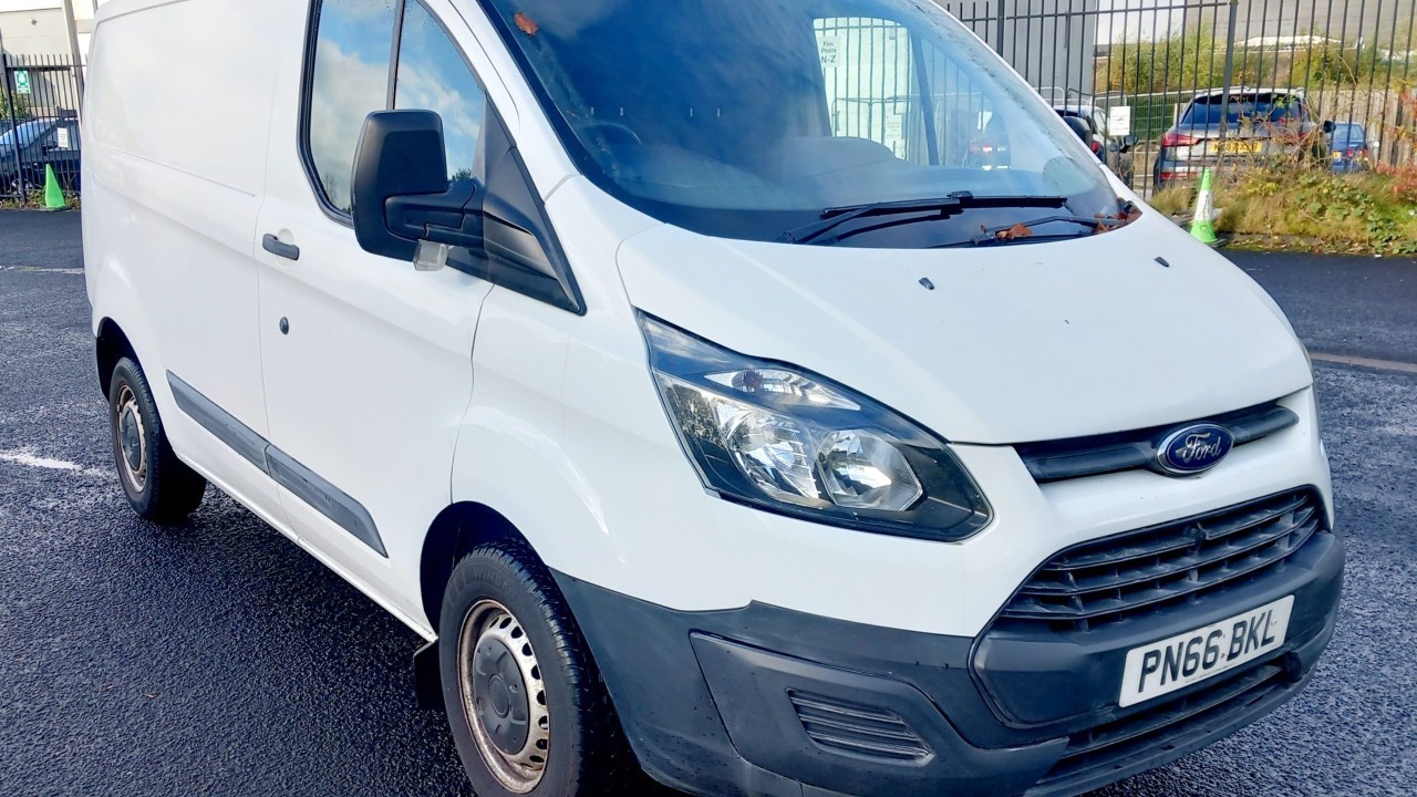 Ford Transit T350 Tipper (2017) | Eddisons