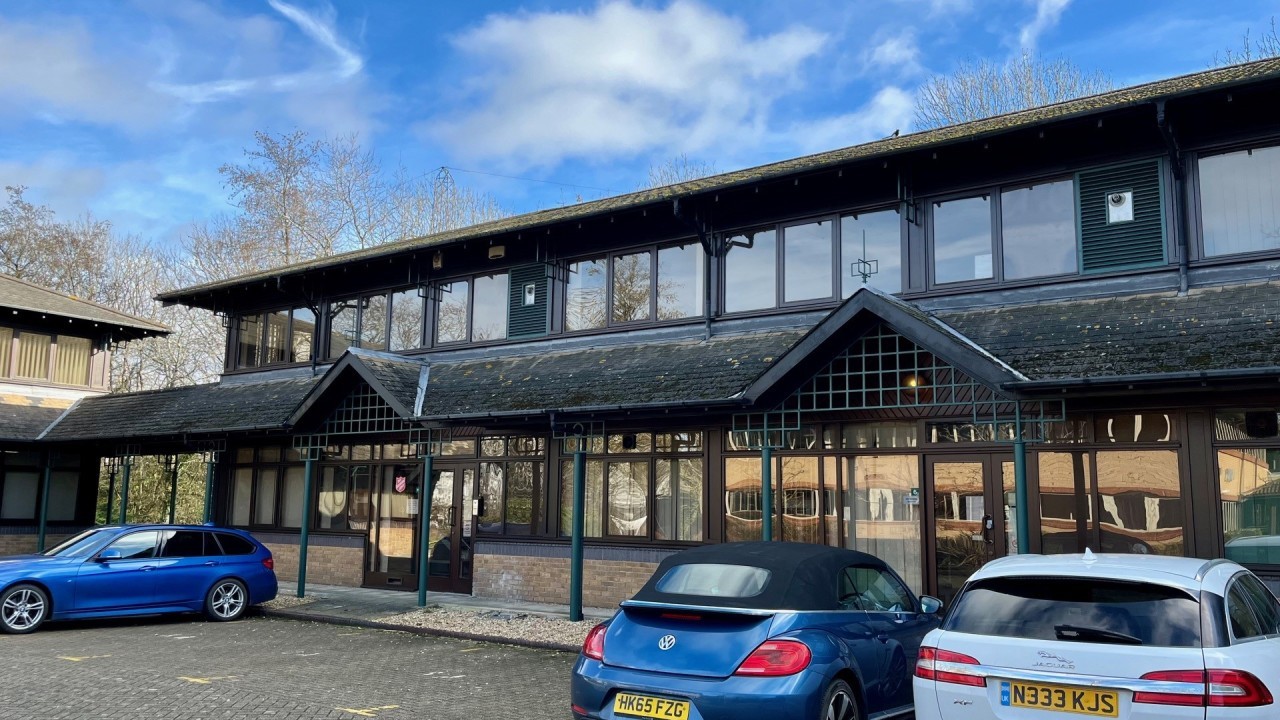 6-8 Little Farm Park Road, Segensworth West, Fareham, Hampshire, PO15 ...